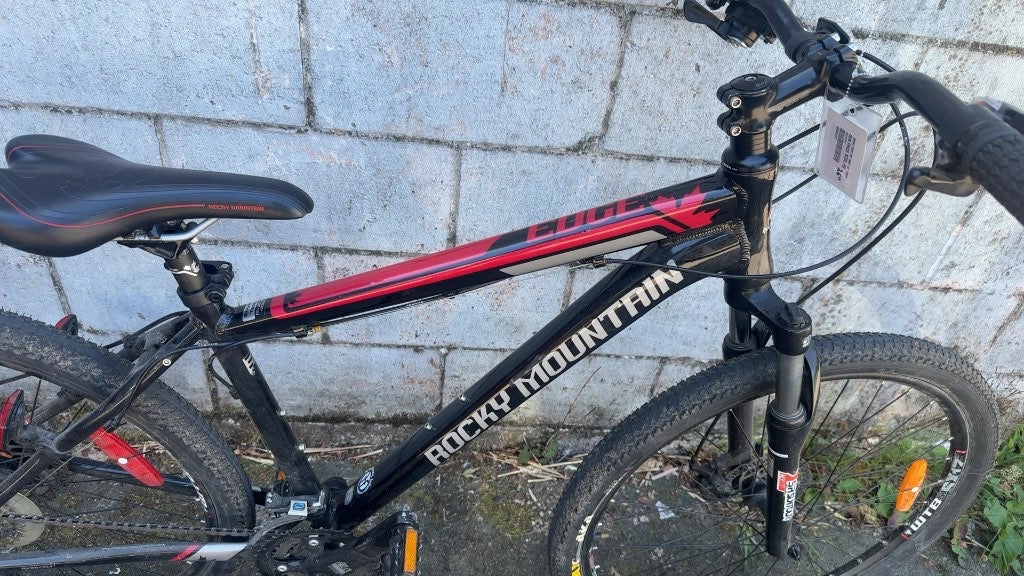 Rocky Mountain Edge Mountain Bike Black/Red 15" Frame 26" Wheels Good ...