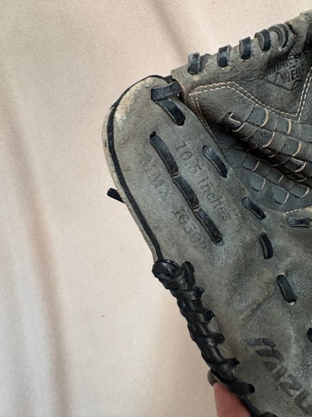 RH Mizuno PowerClose Baseball Glove 10.5" (Used) | SidelineSwap | Buy ...